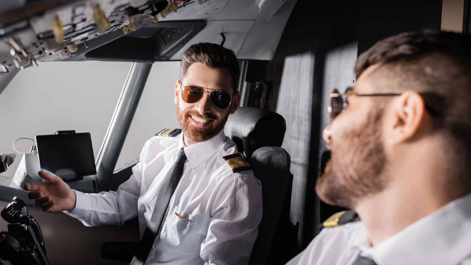 The Best Airlines in the World and Why Everyone Loves Them - Finance ...